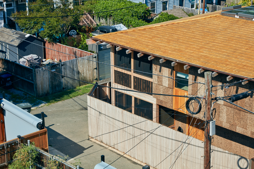 Amorim Cork Insulation & Facade - Poplar Grove Alley House - Washington DC - Case Study